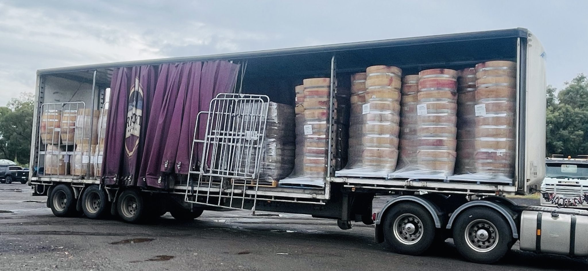 Half Wine Barrel (Large) - Plants for Spaces